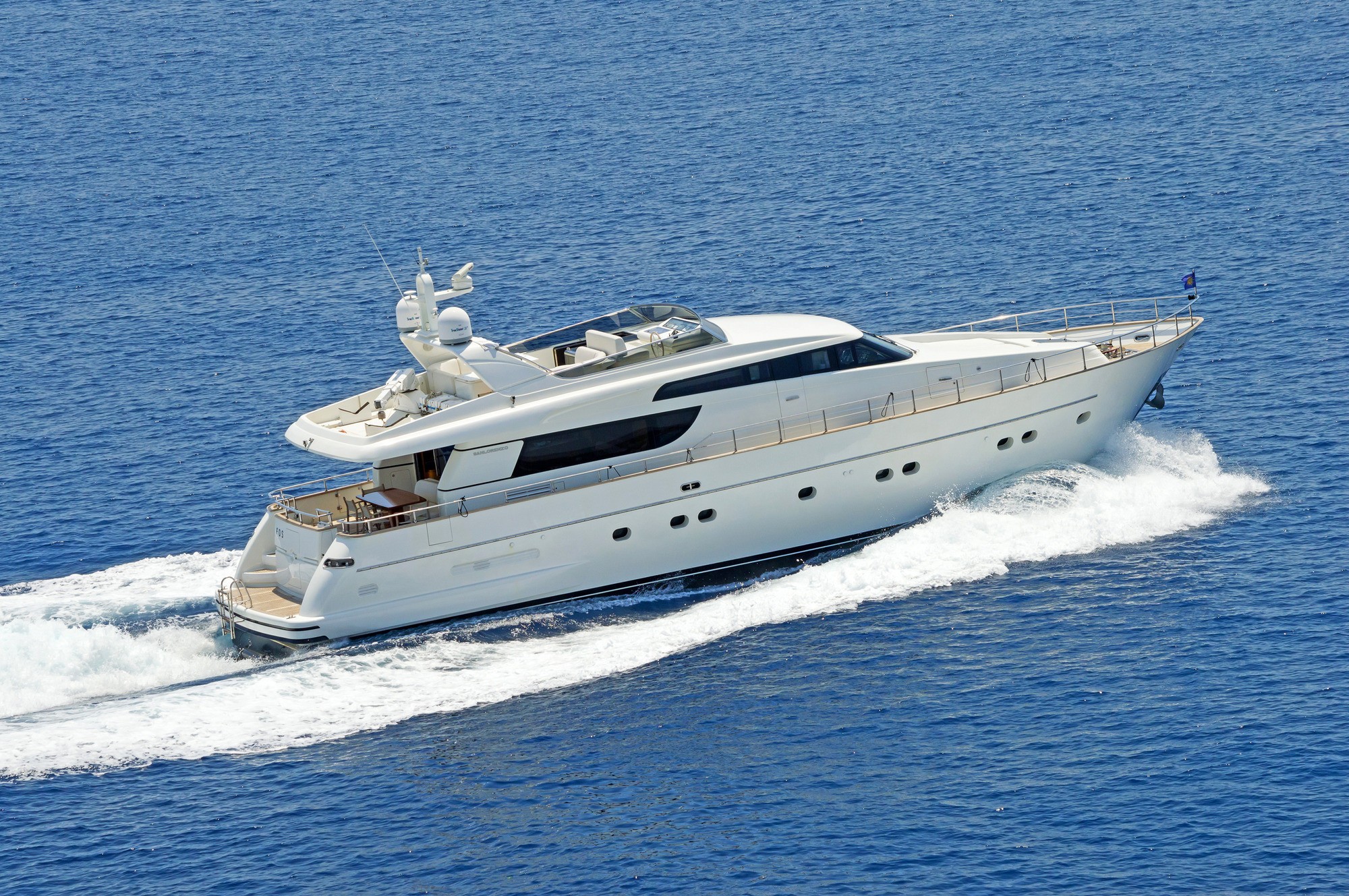 Yacht FOS, Sanlorenzo | CHARTERWORLD Luxury Superyacht Charters